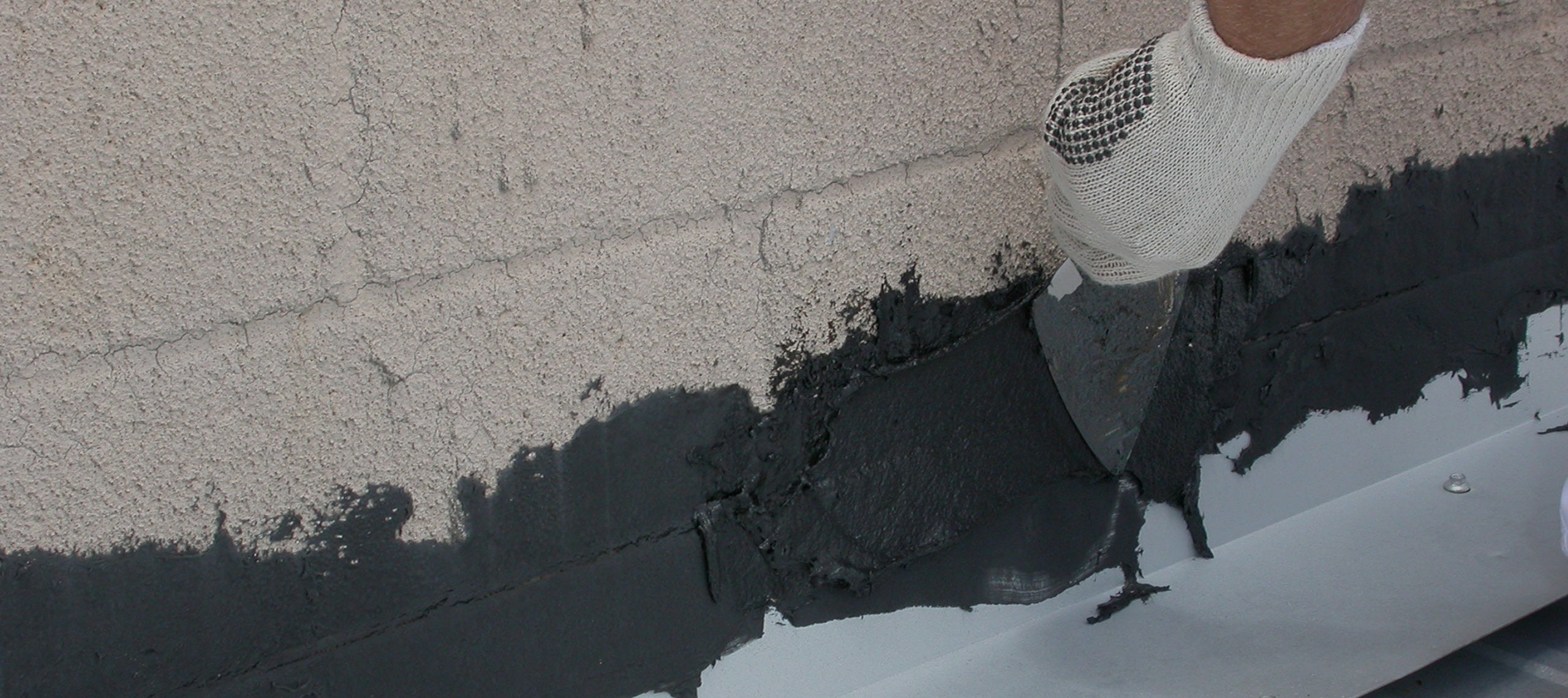 Asphalt patch – roofxtender-staging-new